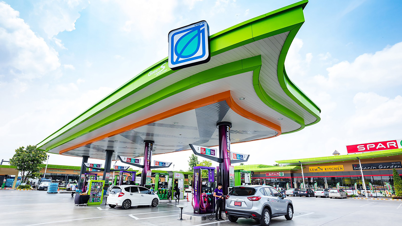 Bangchak empowers teams by putting data at their fingertips.